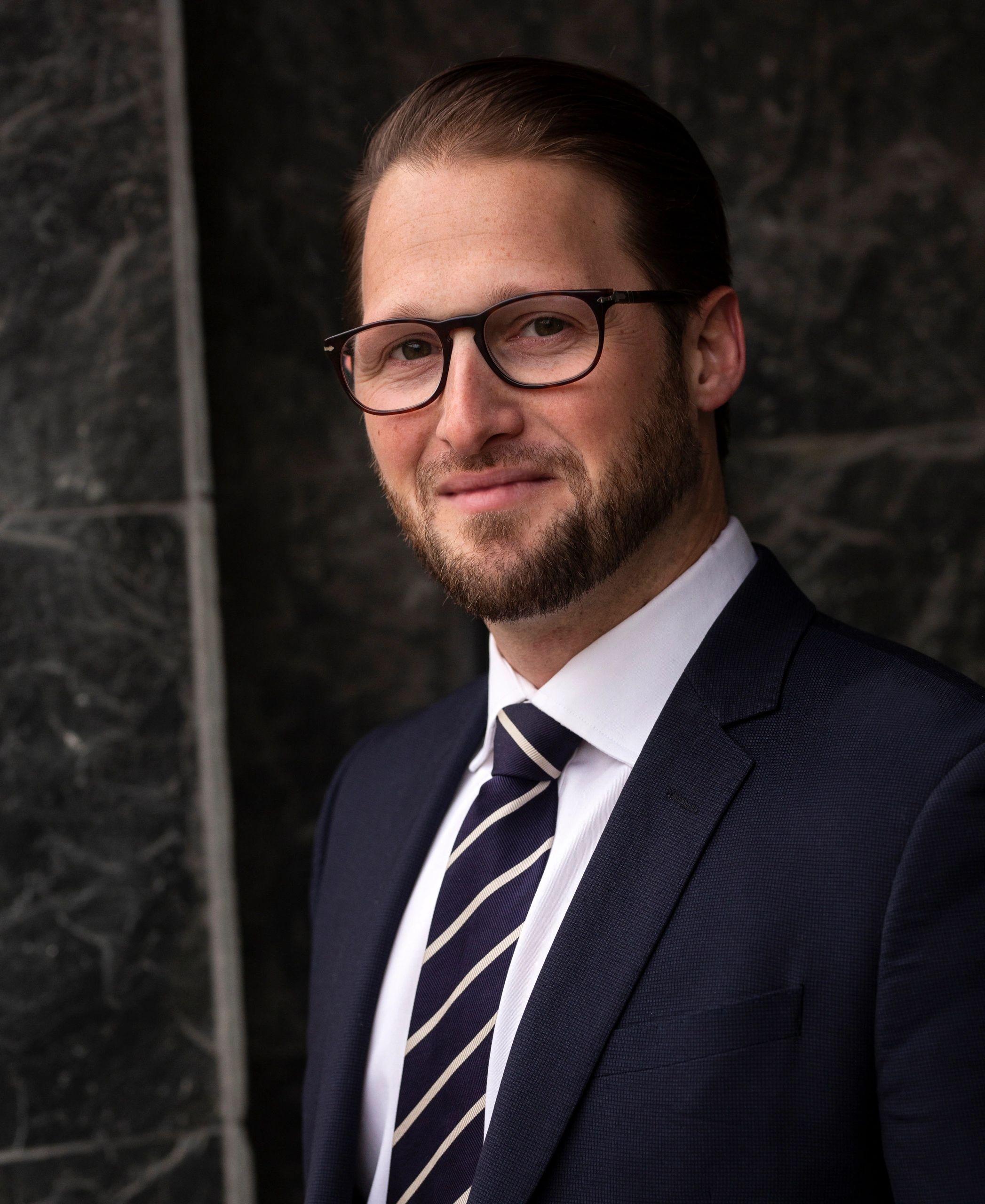 Elliot Law - Law Firm, Legal Services